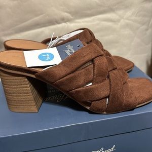 Universal Thread | Shoes | Universal Threads Andy Heels | Poshmark